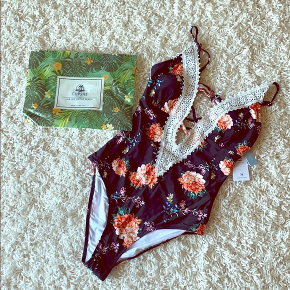 Cupshe Swim Cupshe Floral Bathing Suit Nwt Poshmark